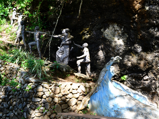 Tromba Marina and Ermita Hill - Baler, Aurora | WW Travel Blog